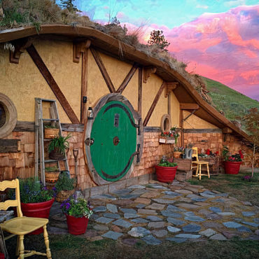 'The Boot' House in New Zealand Might be One of the Most Unique Airbnb ...