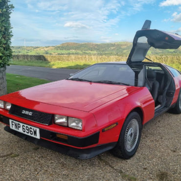 DeLorean Next Generation Motors Unveils New Electric DMC-12 Successor, Called Model-JZD - TechEBlog