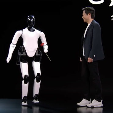 Engineered Arts' Ameca Humanoid Robot Gets GPT-3 AI Upgrade, Facial Expressions Ensue - TechEBlog