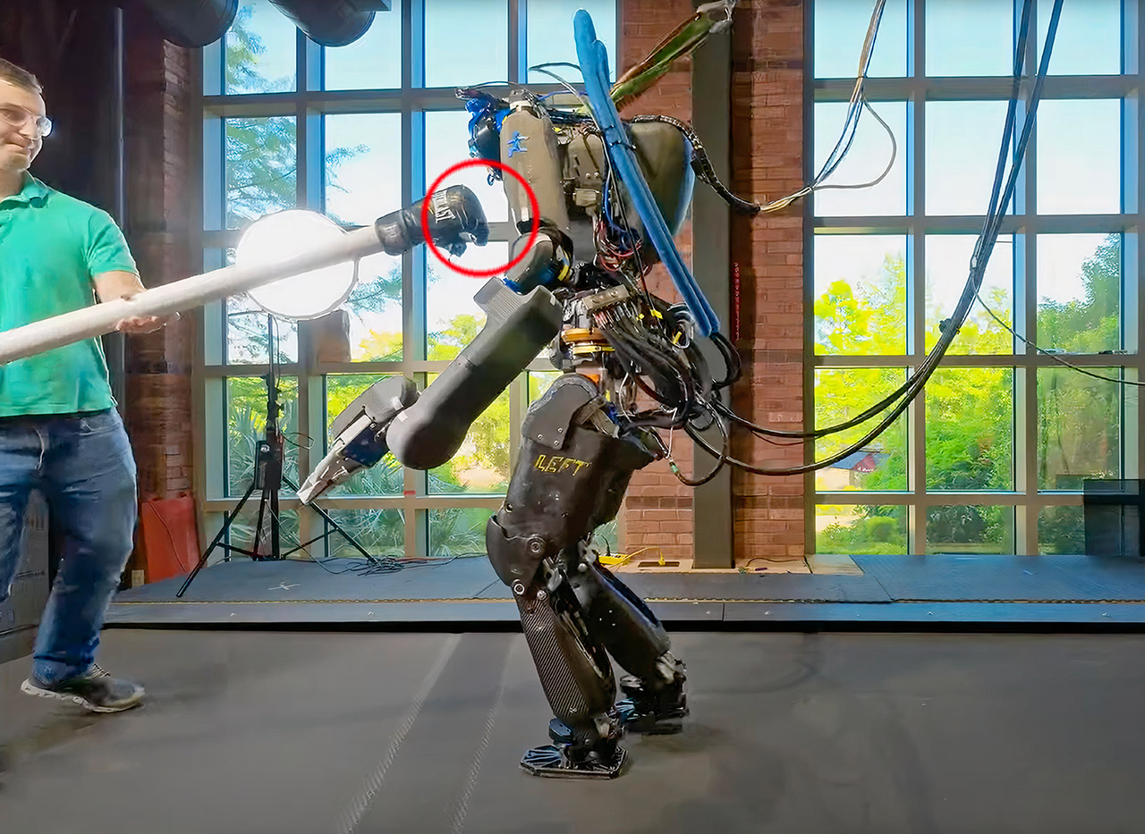 Nadia Humanoid Robot Gets Upgraded, Can Withstand Hard Shoves While on a Treadmill - TechEBlog