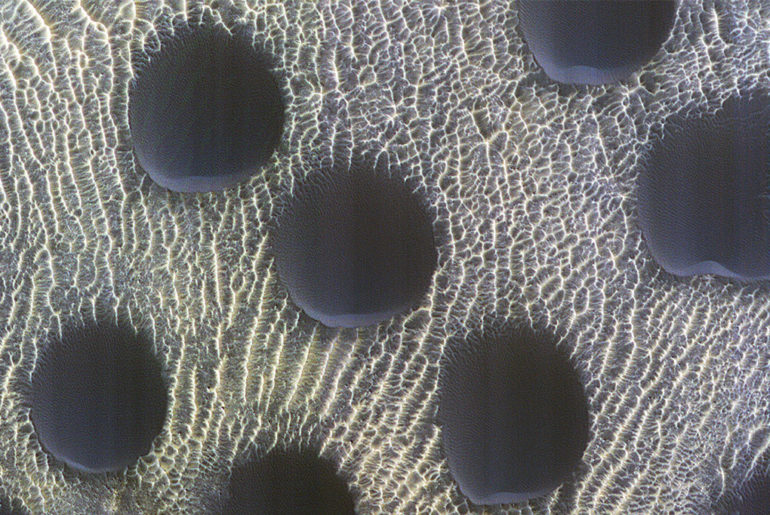 NASA's HiRISE Camera on Mars Reconnaissance Orbiter Captures Strange ... NASA's HiRISE Camera on Mars Reconnaissance Orbiter Captures Strange ...